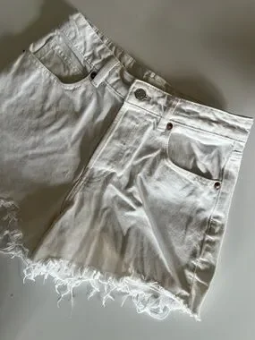H&M | Shorts | Hm White Frayed Hem Denim Shorts | Poshmark